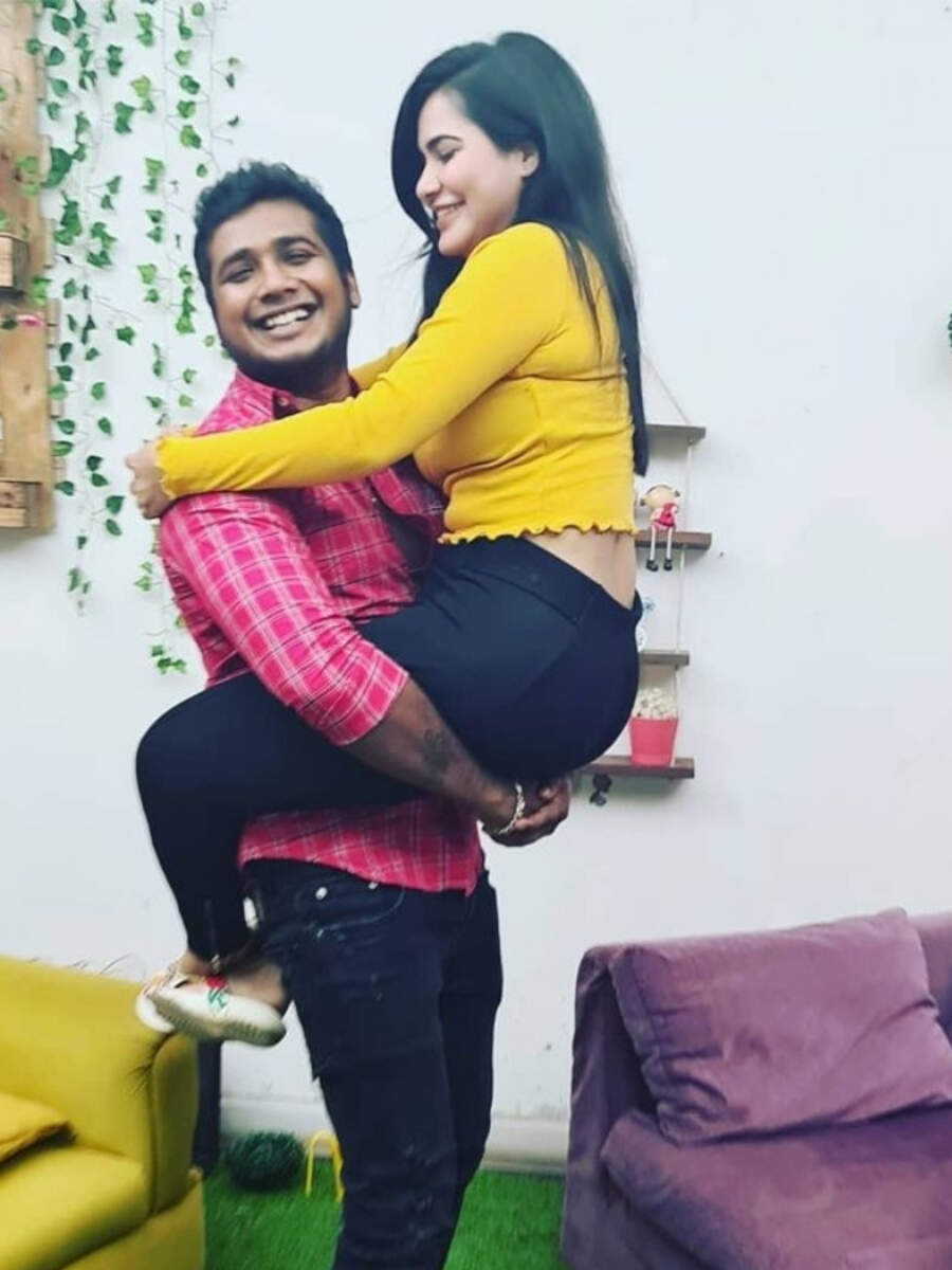 Times when Rahul Sipligunj and Ashu Reddy indulged in social media PDA | Times of India