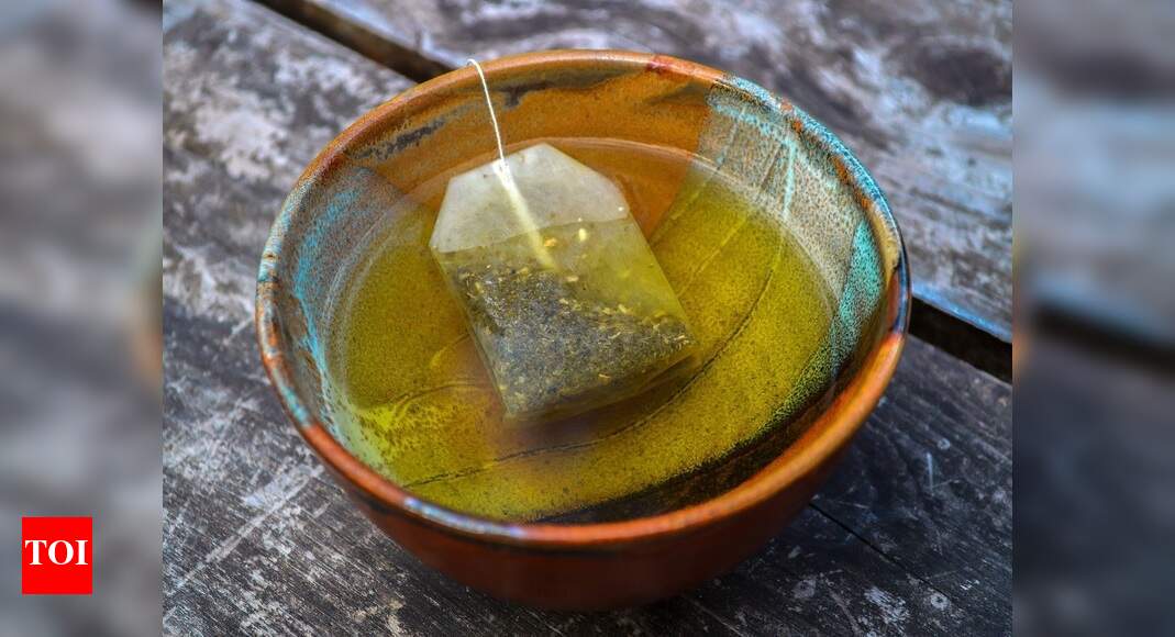 Amla tea: Take the goodness of vitamin c with your cup of herbal tea ...