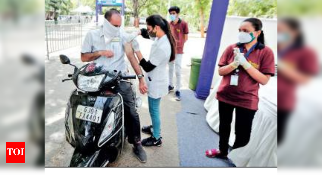 West Ahmedabad records 65% corona cases, east sees 68% deaths ...