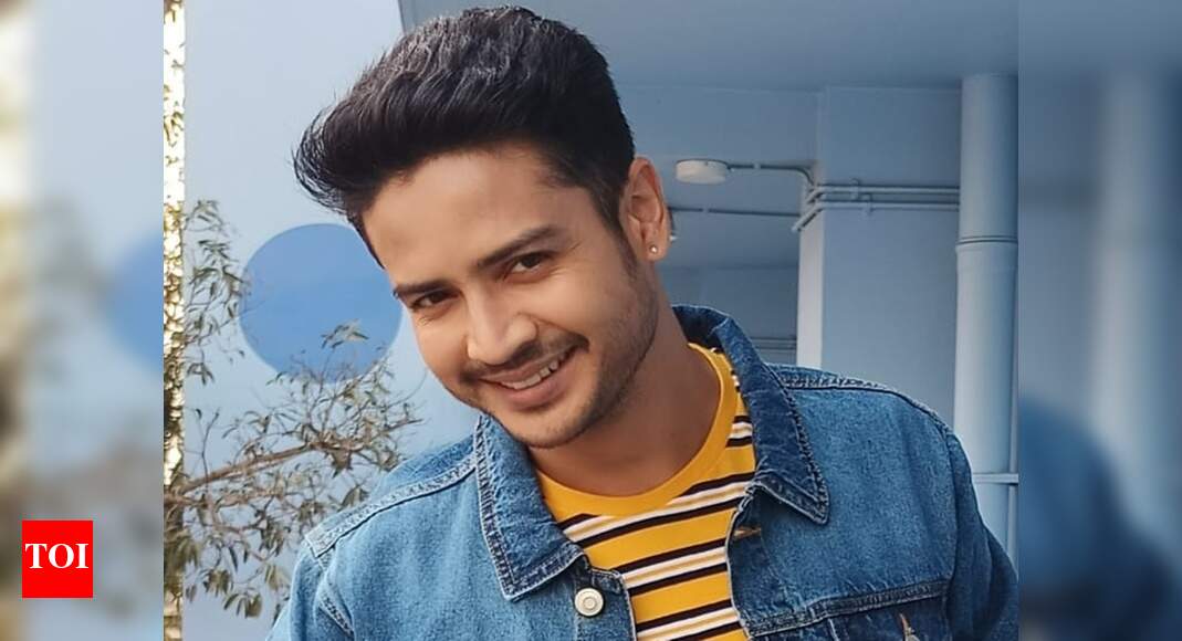 I will miss the team: Actor Suman Dey on his show ‘Harano Sur’ going off-air - Times of India