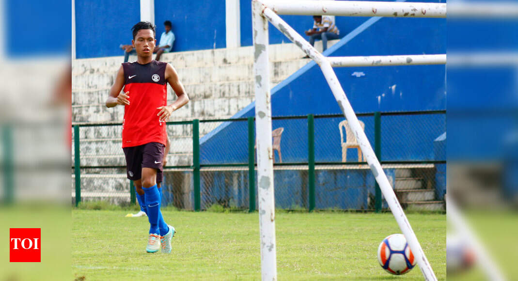 Former India U-17 WC captain Amarjit happy to help family on paddy ...