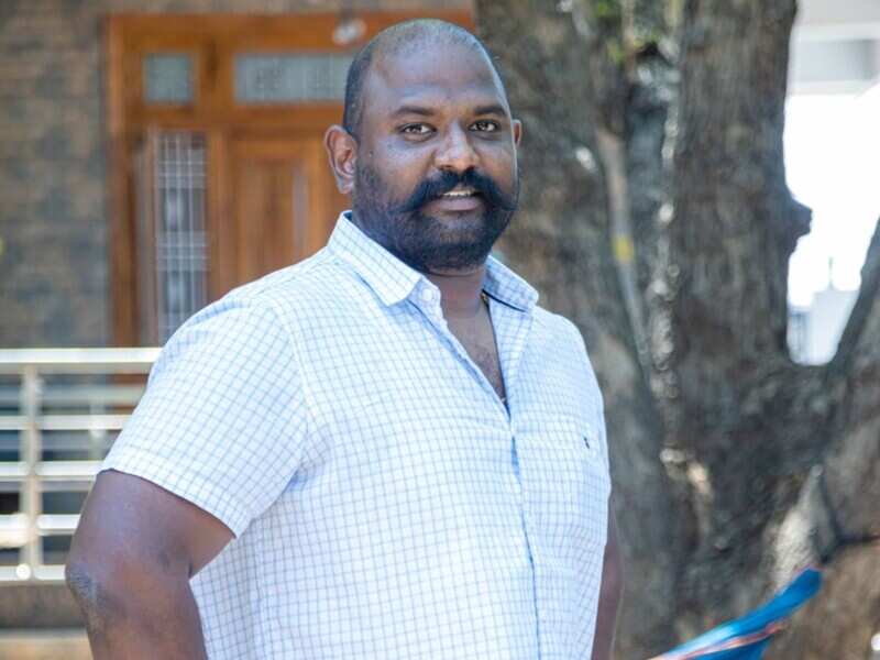 Jeevan Kumar supplies food and other essentials to the underprivileged ...