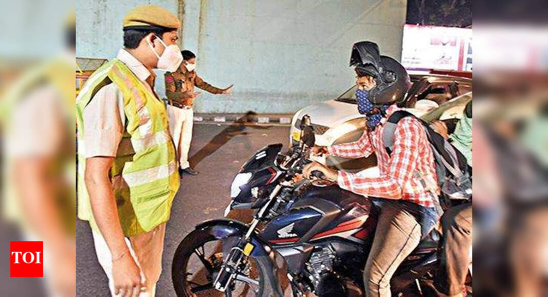 Delhi cops collect Rs 11 crore for mask offences, arrest 4,536 Covid ...