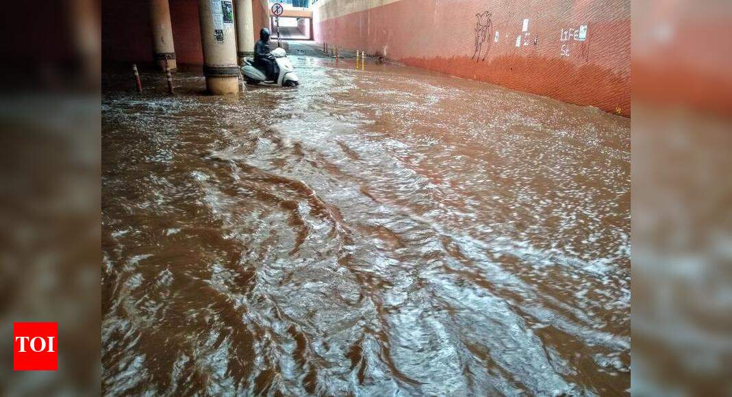 Inundated subway makes access to GMC tricky | Goa News - Times of India