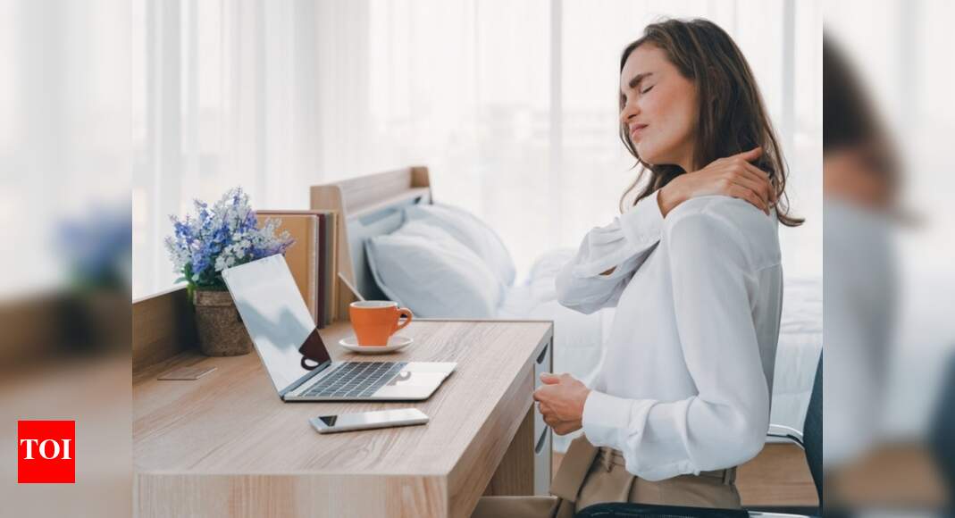 Why maintaining good posture is important while working from home ...