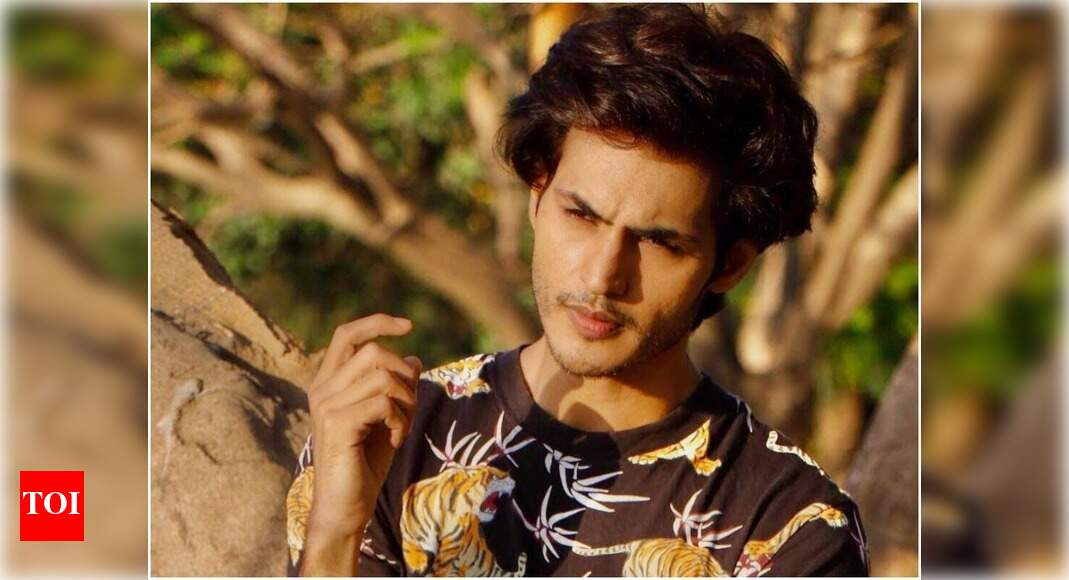 Actor Ravi Bhatia urges everyone to focus on saving the environment ...