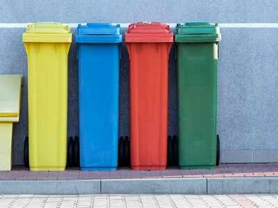 Kitchen dustbins: An essential that will keep your kitchen free of ...