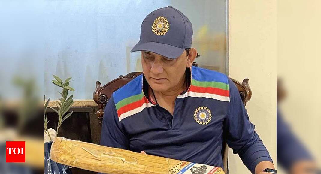Mohammad Azharuddin reunited with historic bat | Cricket News - Times ...