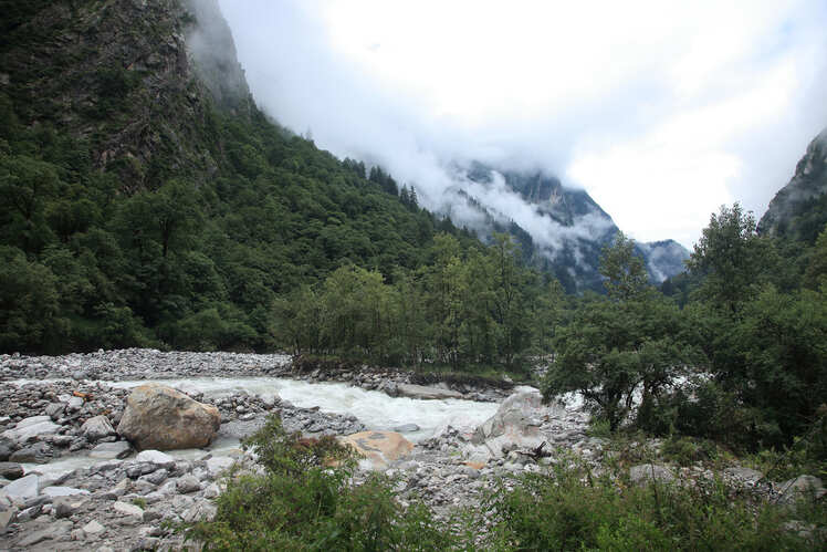 Ghangaria, a beautiful village enroute the Valley of Flowers and ...