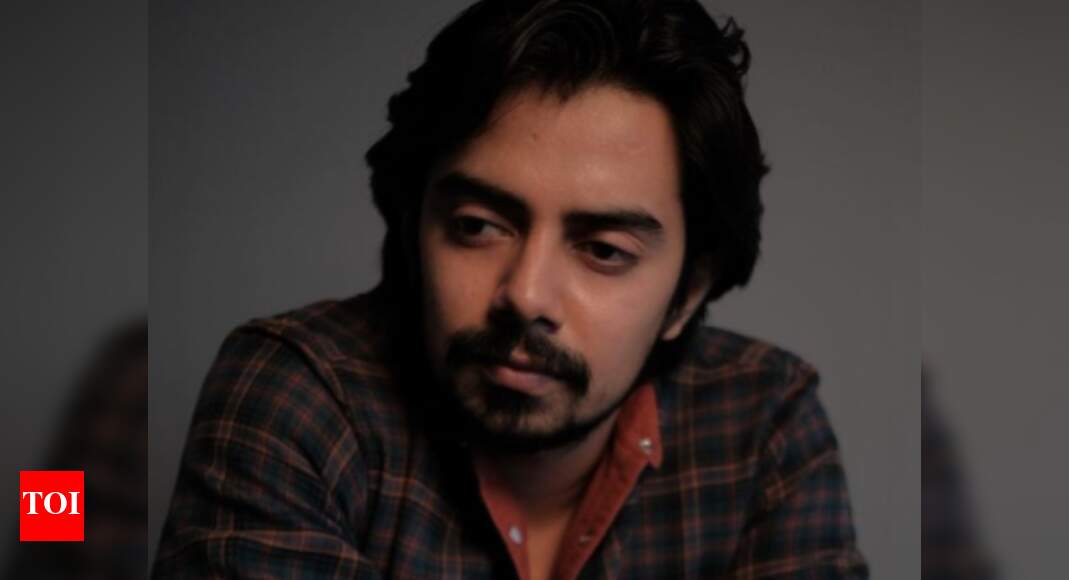 Devarshi Shah's latest intense photo is a treat to his fans | Gujarati ...