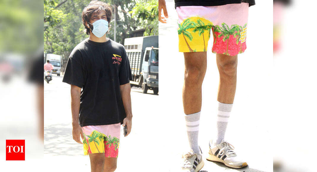 Harsh Varrdhan Kapoor's tropical printed shorts deserve our attention ...