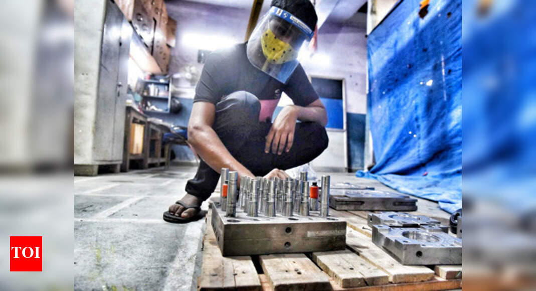 Delhi unlock: Factory owners grapple with shortage of raw material ...