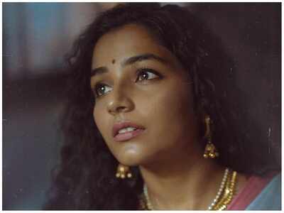 Rajisha travels back in time for her latest photoshoot! | Malayalam ...