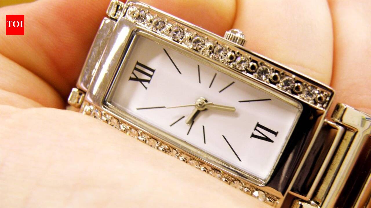 Rectangle dial watches: Update your style with these striking ...