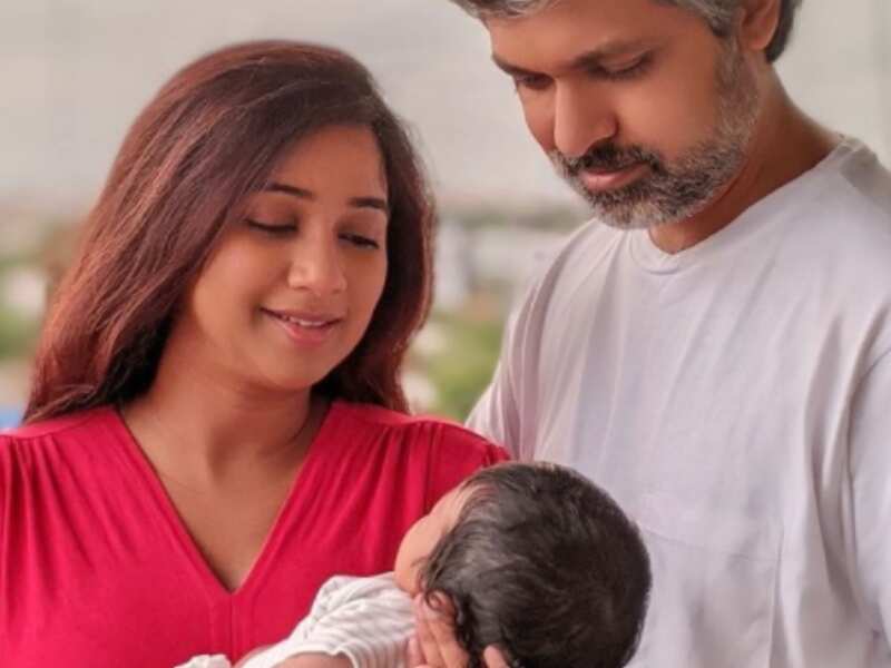 Shreya Ghoshal shares first photo of son Devyaan | Hindi Movie News ...