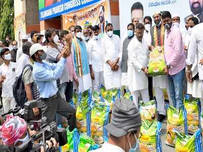 Neither BJP nor TRS government has delivered its promises to Telangana state: Uttam Kumar Reddy ...