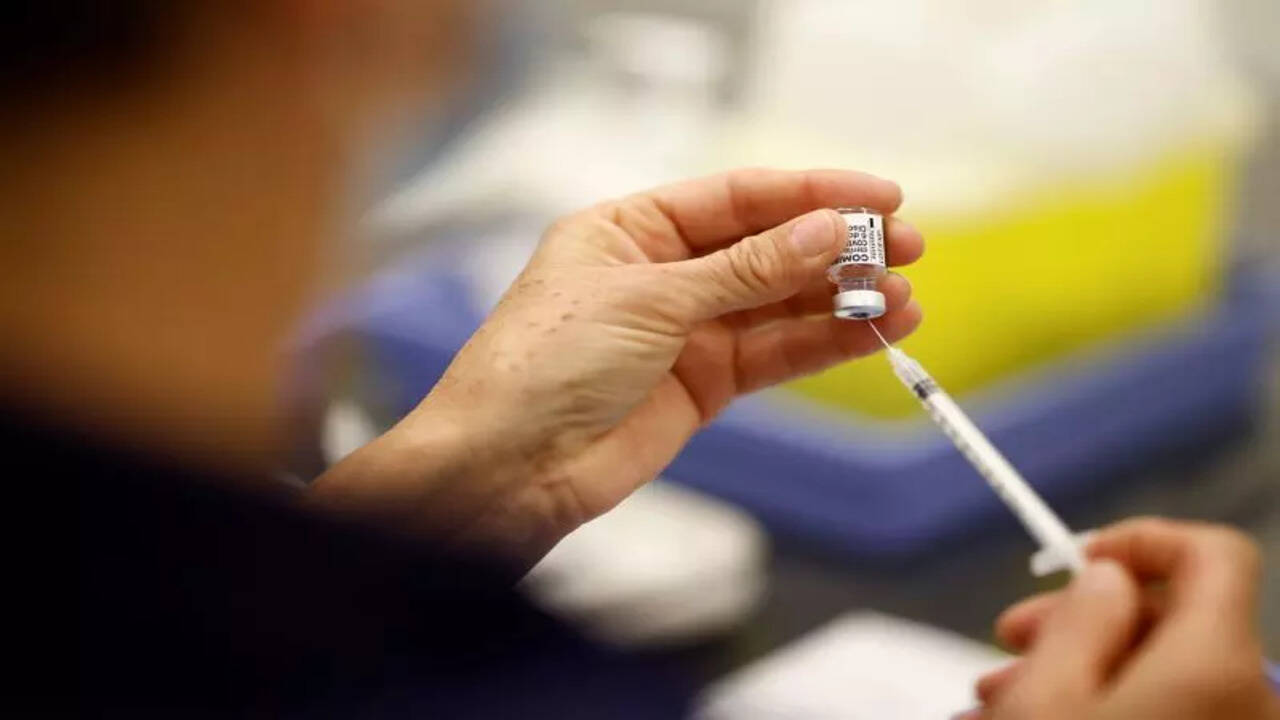 Locate nearest vaccination centre using Google Search and Maps: A step ...