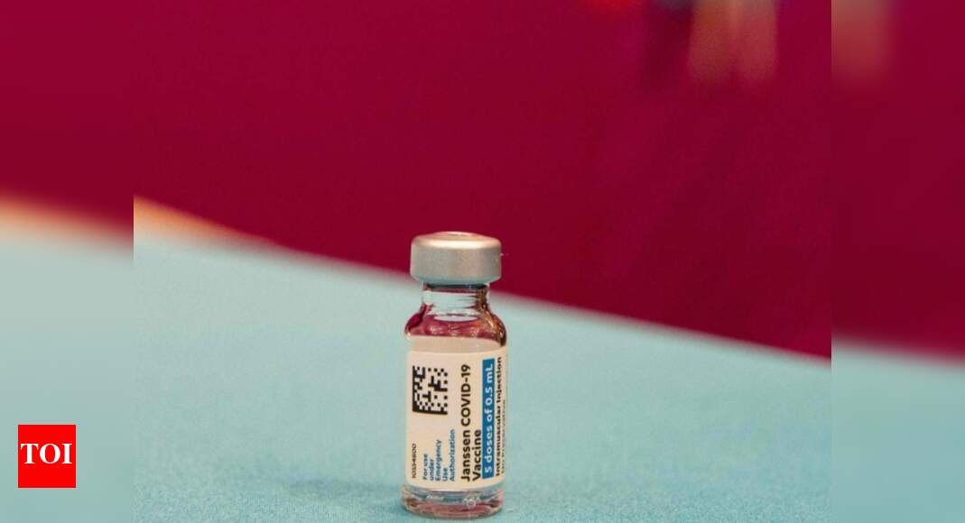 Mexico to use US-donated vaccines along border - Times of India
