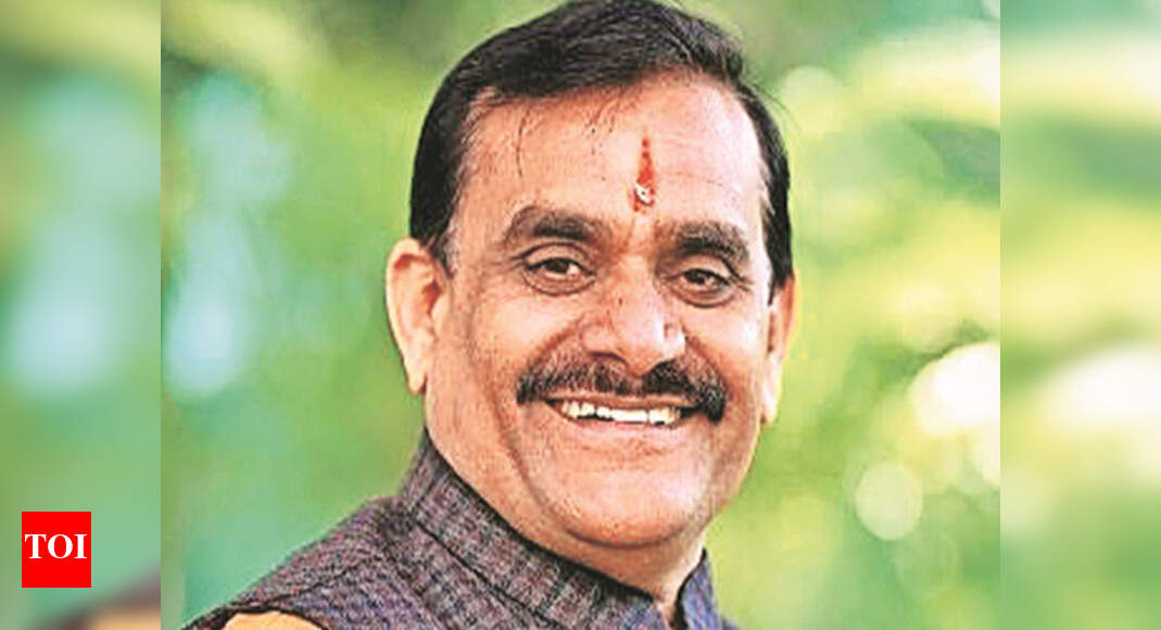 Madhya Pradesh state chief Vishnu Dutt meets CM Shivraj Singh Chouhan, Narottam; something amiss ...