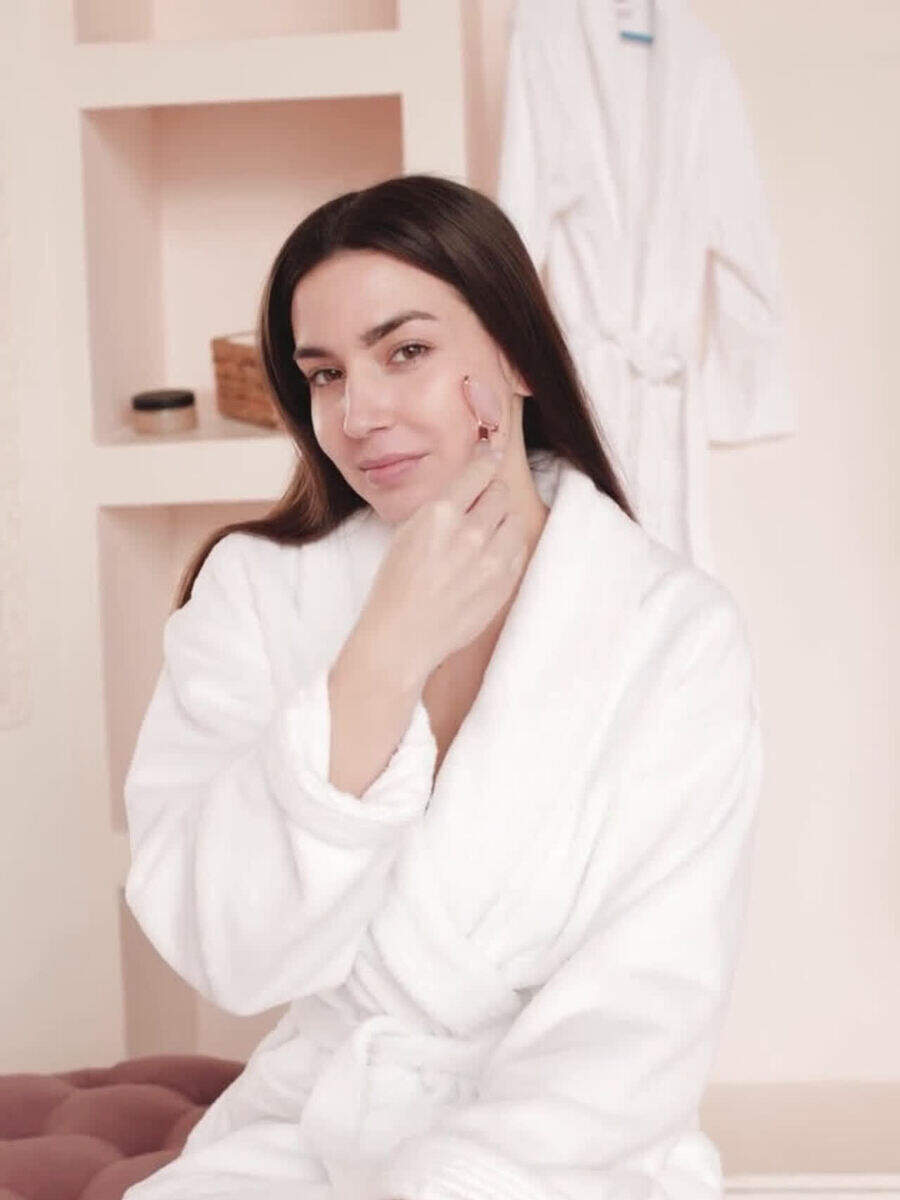 Tools and exercises that can help reduce face fat | Zoom TV