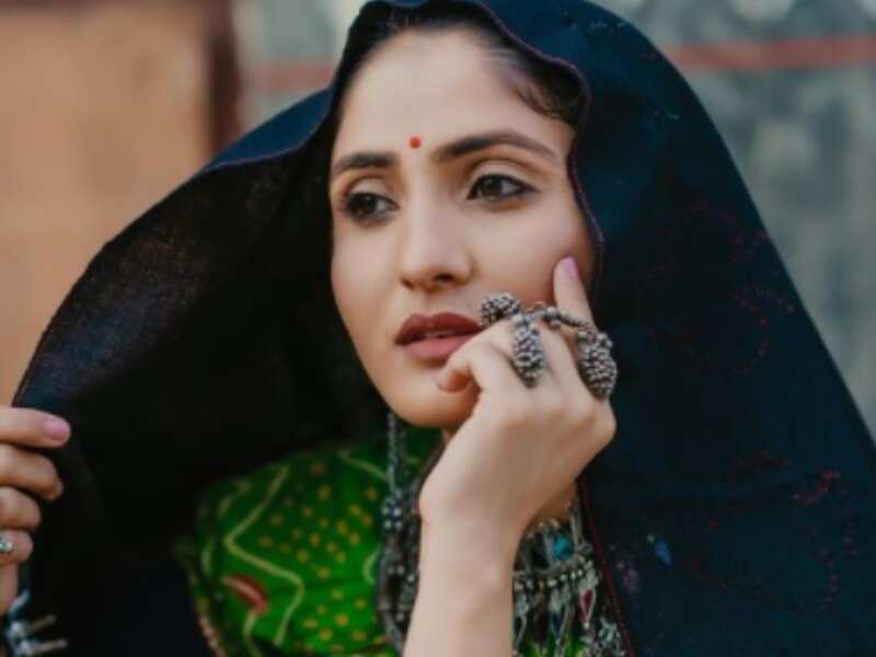 Geeta Rabari's new devotional song 'Ramdev Ni Kankotri' is set to ...