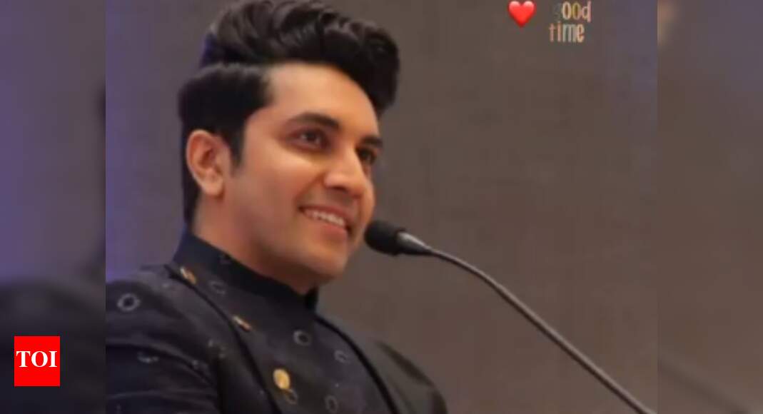Parth Oza shares a throwback picture from his concert days | Gujarati ...