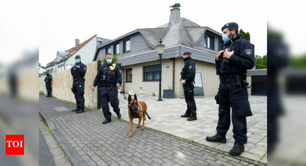 Germany dismisses commando policemen over Nazi content - Times of India