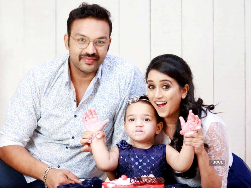 Amit Bhargav and Sriranjini Sundaram celebrate their fifth wedding ...