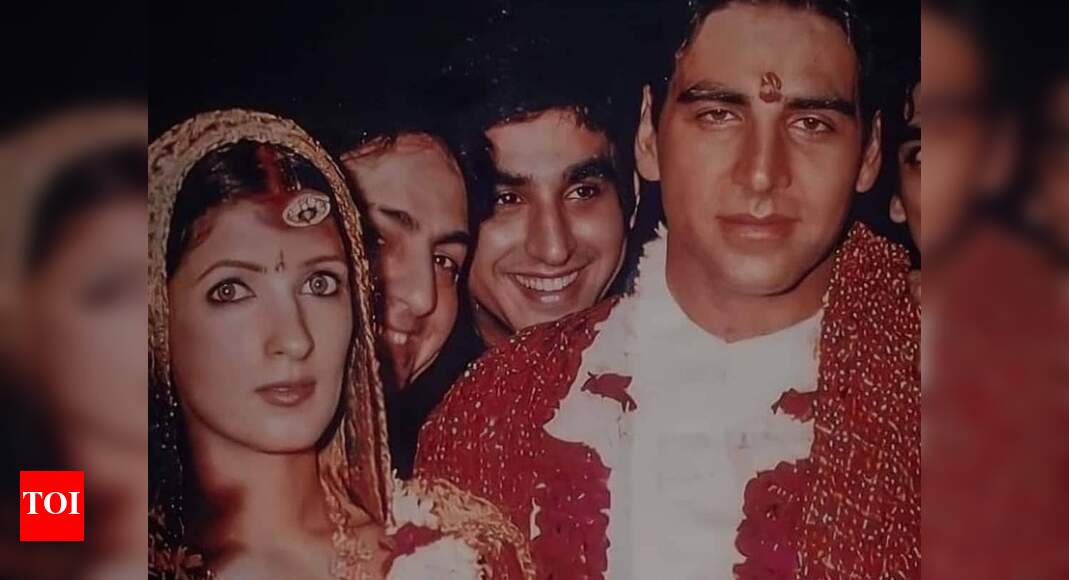 Akshay Kumar and Twinkle Khanna’s unseen wedding pictures go viral on ...