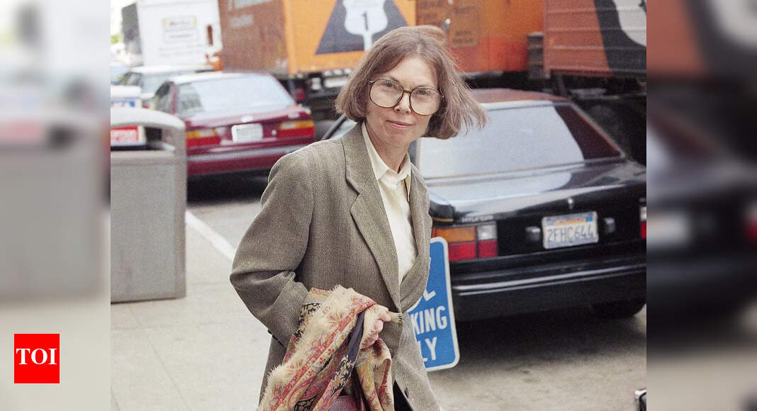 Author-journalist Janet Malcolm dies at 86 - Times of India