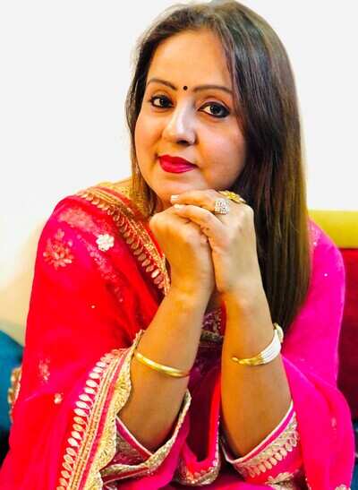 Reality show participant, singer Kiran Kaur turns actor with ...