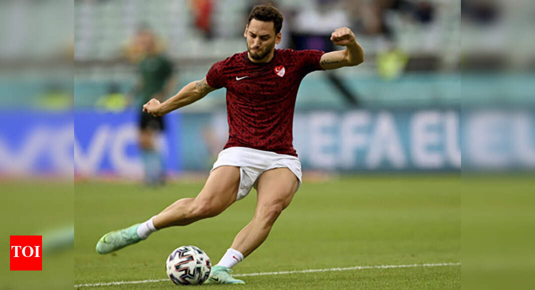 Turkey's Calhanoglu switching from AC Milan to Inter | Football News ...