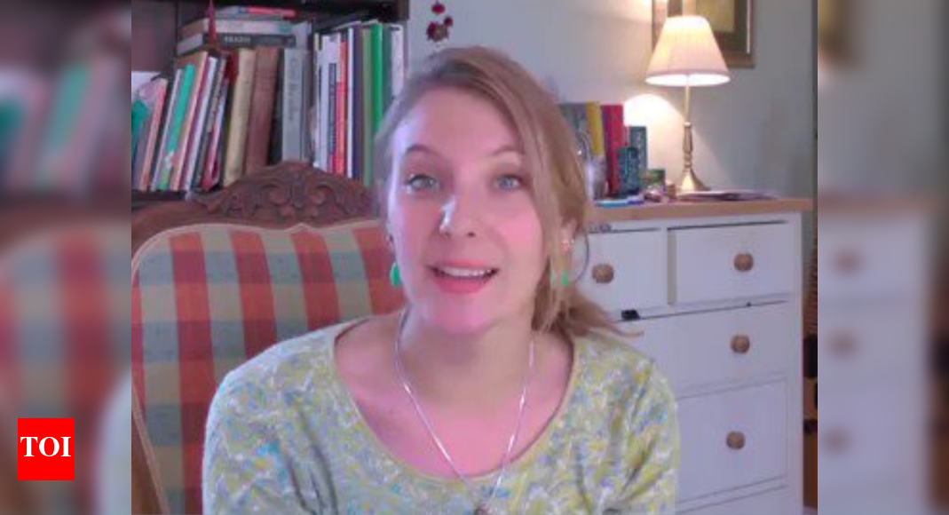 Watch this beautiful rendition of Faiz's 'Gulon Mein Rang Bhare' by ...