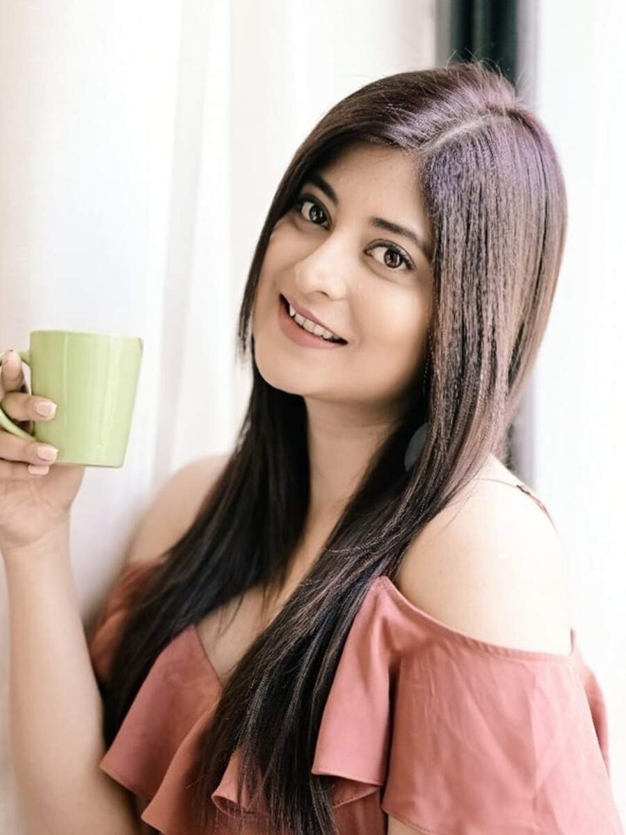 Cool and casual looks of Sandipta Sen | Times of India