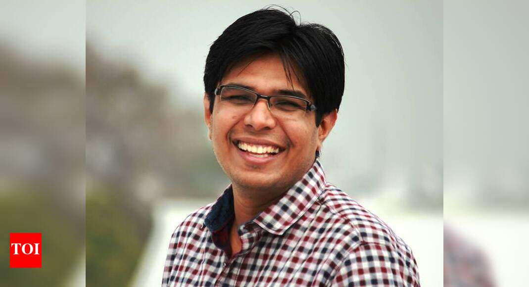 You can make people immortal through your stories: Divya Prakash Dubey - Times of India