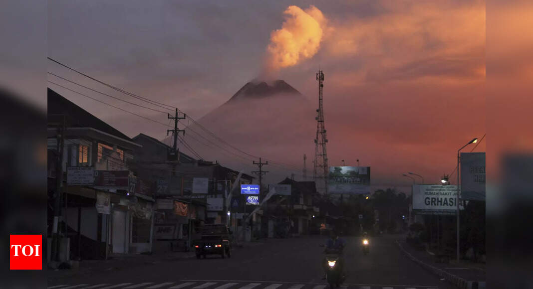 Lava Streams From Crater As Indonesias Mount Merapi Erupts Times Of