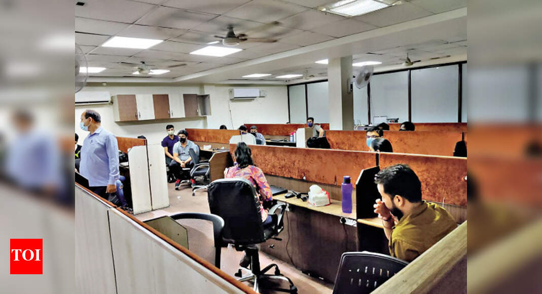 Fake call centre in Delhi duped American citizens, 84 held | Delhi News ...