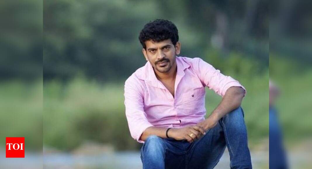 Shivaraj K R Pete adopts a ring tailed lemur - The Times of India