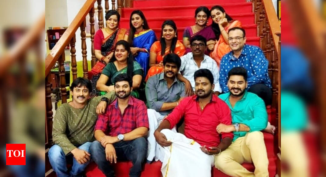 Yaaradi Nee Mohini completes 1200 episodes; Surjith Ansary and other ...