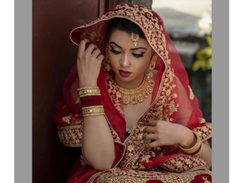 Raksha Gupta looks drop-dead gorgeous in THIS bridal attire | Bhojpuri ...
