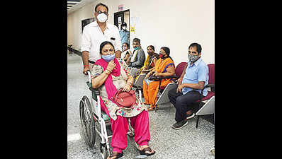 Use of masks and vax shots to protect from Delta plus: Docs | Patna ...