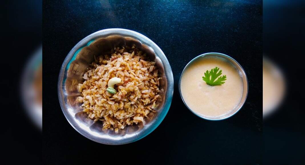 Coconut Jaggery Poha Recipe: How to Make Coconut Jaggery Poha Recipe at ...