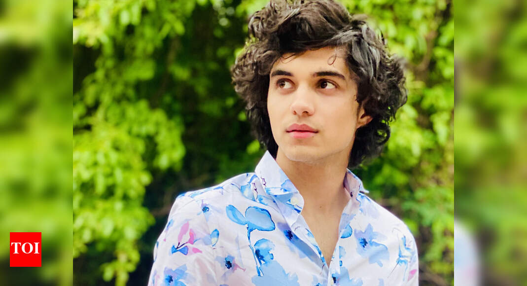 Junior artiste in Hrithik Roshan’s ‘Super 30’, PM Narendra Modi ...