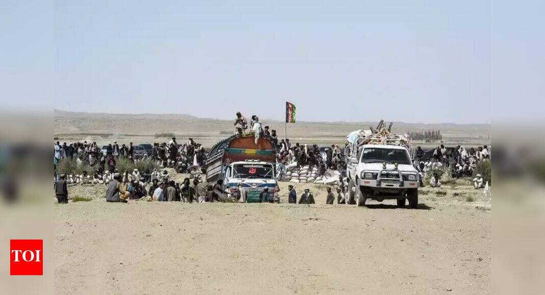 2 Pakistani troops killed in attack on post near Afghanistan - Times of ...