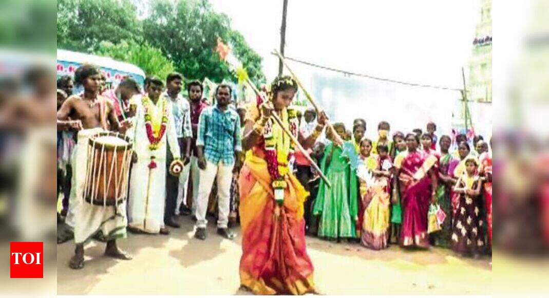 Tamil Nadu: Bride performing ‘Surul Vaal Veechu’ goes viral | Trichy ...