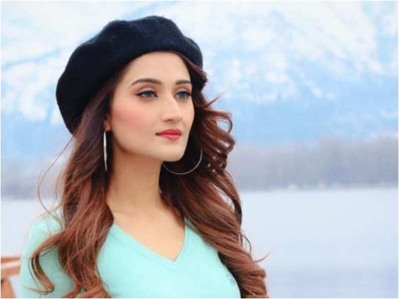 #NationalDoctor'sDay: Actor and Producer, Arushi Nishank shares a ...