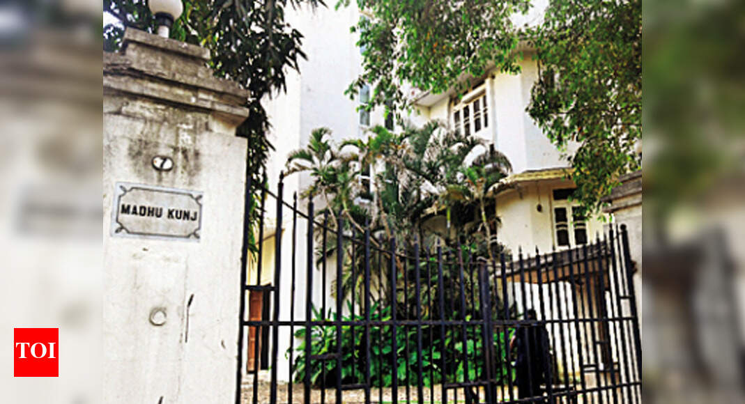 Mumbai: D-Mart owner R K Damani pays Rs 65 crore for conversion to ...