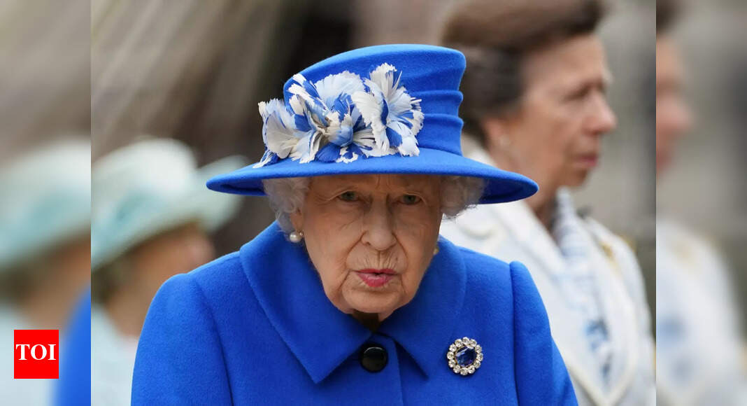 Queen Elizabeth honours Britain's health service for pandemic work ...