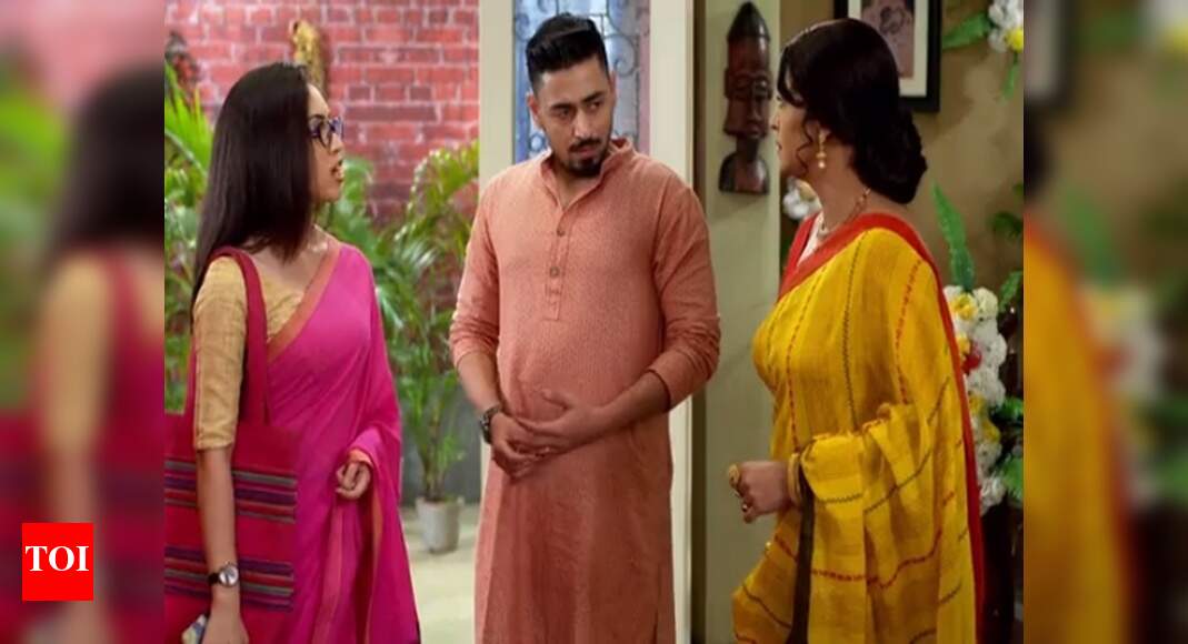 Sreemoyee: Dithi fights with her family for Chotu - Times of India