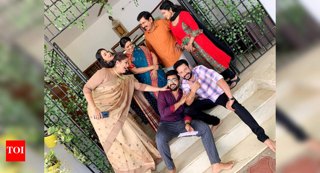 Navin Vetri is excited about his upcoming show Thamizhum Saraswathiyum ...
